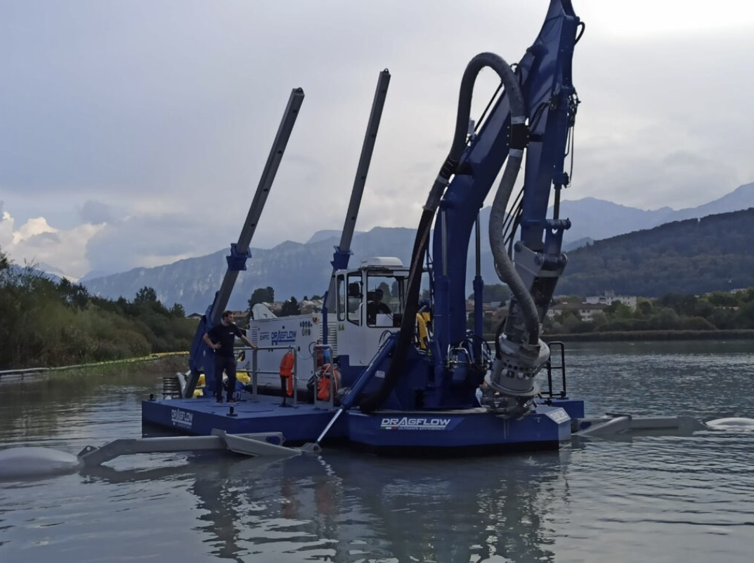 Restauration de la plage de Cala Porta Vecchia avec la pompe Dragflow ...