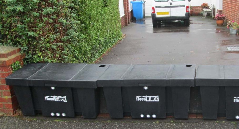 FloodBlock (Barrage modulaire) - FLUVIAL® - FranceEnvironnement