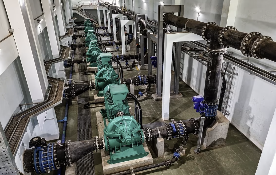 Installation de surpresseurs Wilo-SiBoost Smart Helix VE pour l'hôtel ...