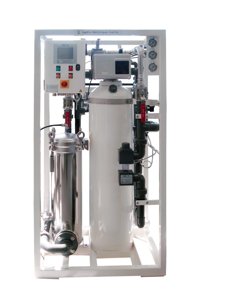 HEM Fresh water treatment skid, Type 1300, 1400 (Système de traitement ...