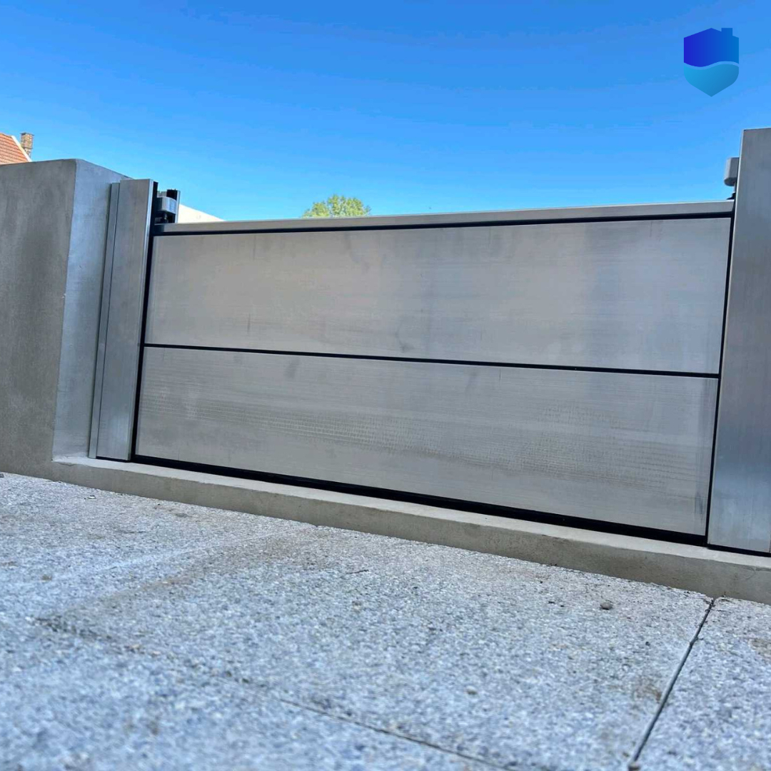 Installation d'un batardeau CASTOR+ - Sedipec - FranceEnvironnement